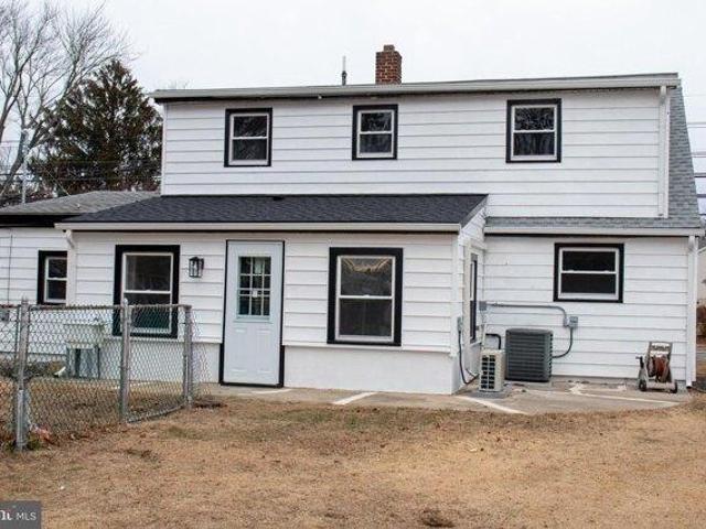 house with 4 bedroom, Burlington NJ DLS102318440