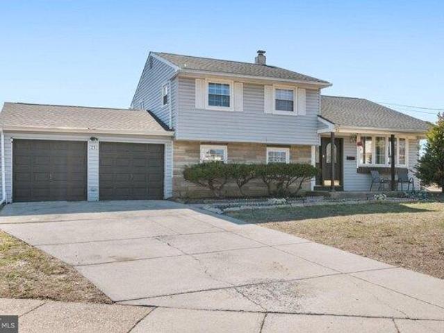 house with 4 bedroom, Burlington NJ DLS102826758