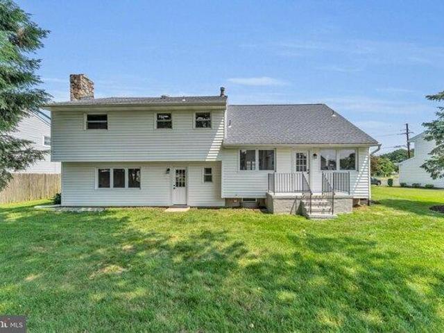 house with 4 bedroom, Burlington NJ ES105203426