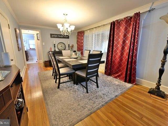 house with 4 bedroom, Burlington NJ ES102824587