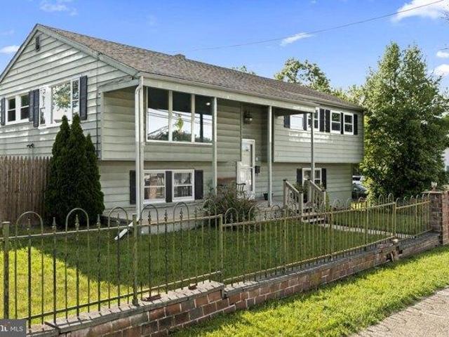 house with 4 bedroom, Burlington NJ ES103621920