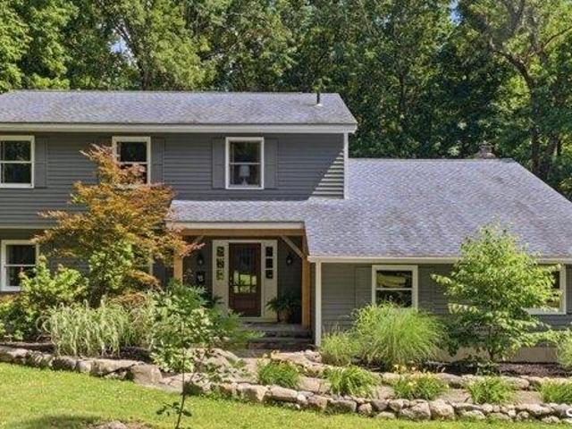 house with 4 bedroom, Burlington CT DS104114298