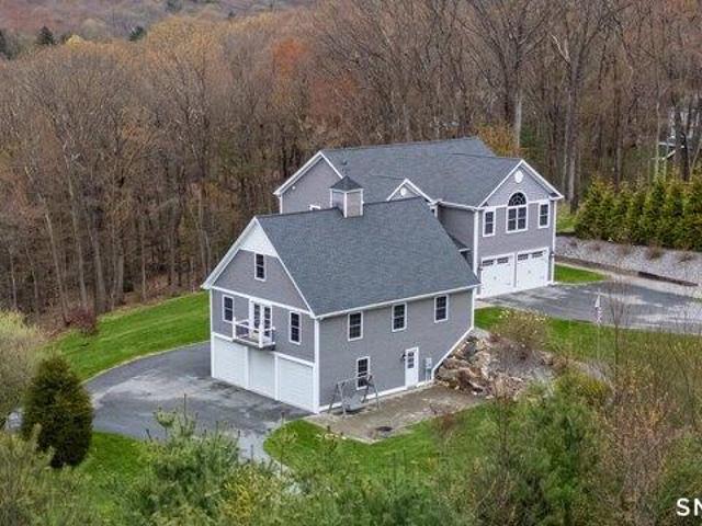 house with 4 bedroom, Burlington CT DS102595450
