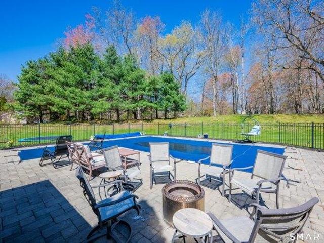 house with 4 bedroom, Burlington CT DS103968258
