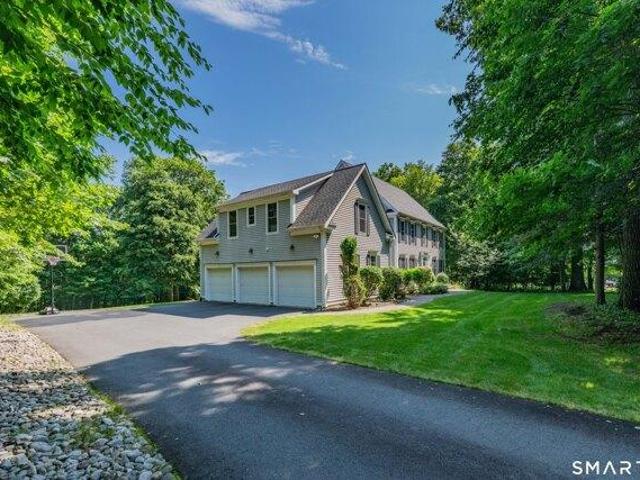 house with 4 bedroom, Burlington CT ES105117651