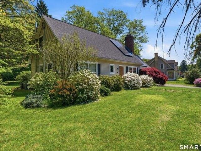 house with 4 bedroom, Burlington CT ES105117684