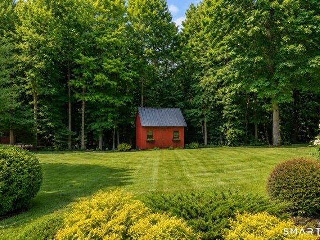 house with 4 bedroom, Burlington CT ES105113454