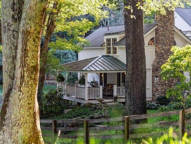 house with 4 bedroom, Burlington CT ES105158312