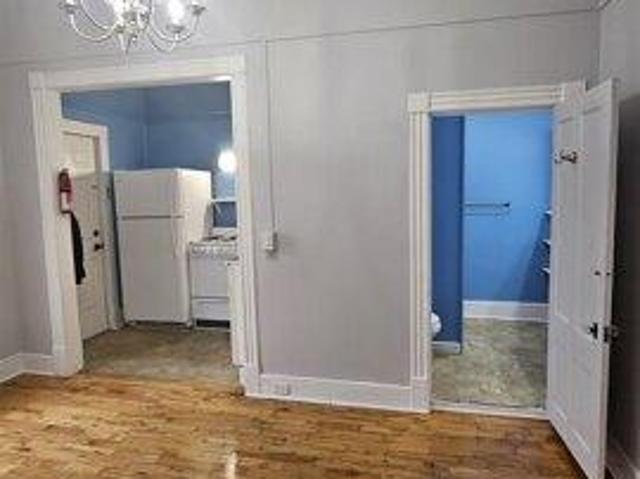 house with 4 bedroom, Burlington VT DS102025700