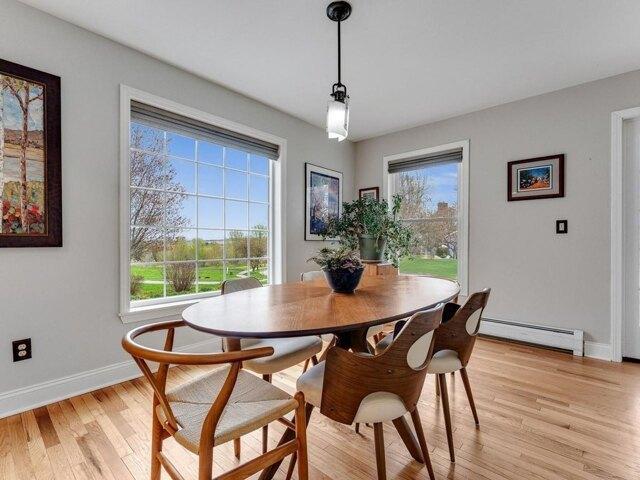 house with 4 bedroom, Burlington VT ES104235101