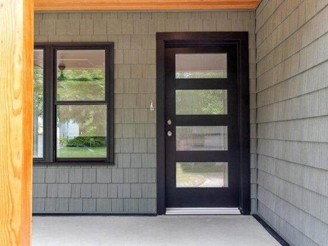 house with 4 bedroom, Burlington VT ES104481698
