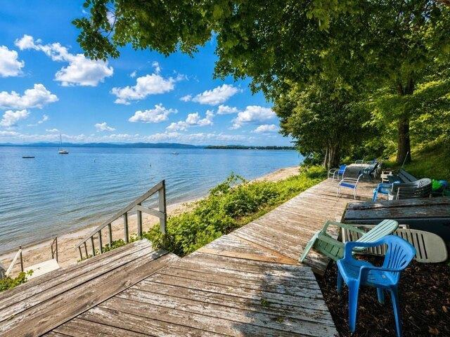 house with 4 bedroom, Burlington VT ES105124861