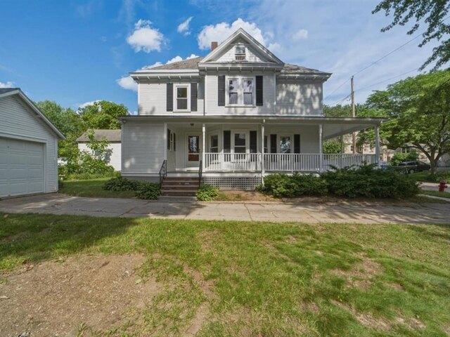 house with 4 bedroom, Burlington VT ES105206655