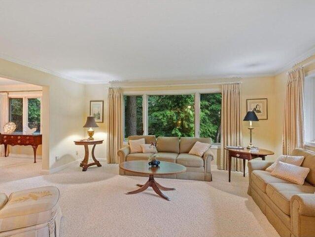 house with 4 bedroom, Burlington VT ES103069564