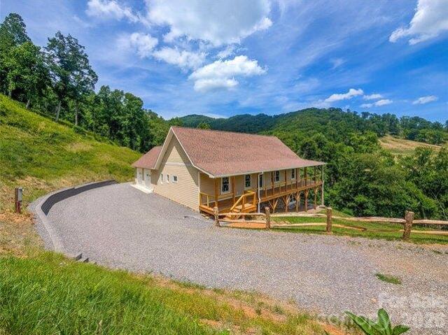house with 4 bedroom, Burnsville NC ES104908987