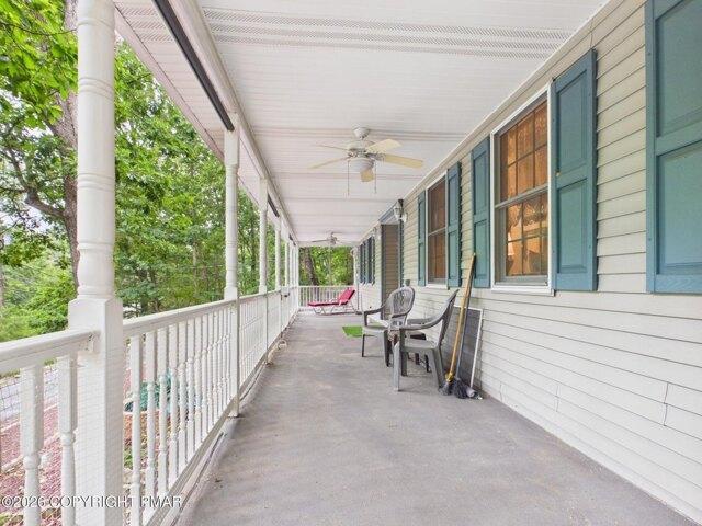house with 4 bedroom, Bushkill PA DS103623294