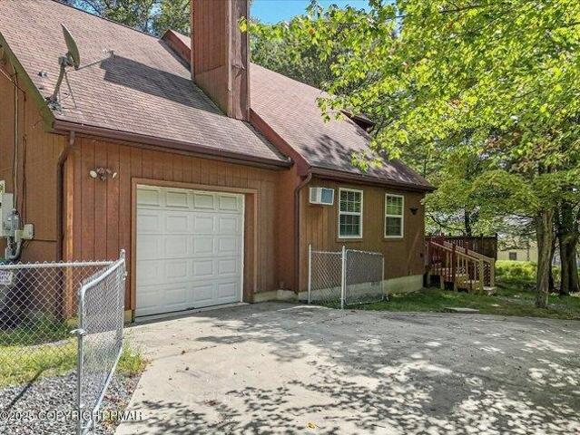house with 4 bedroom, Bushkill PA DS103626033