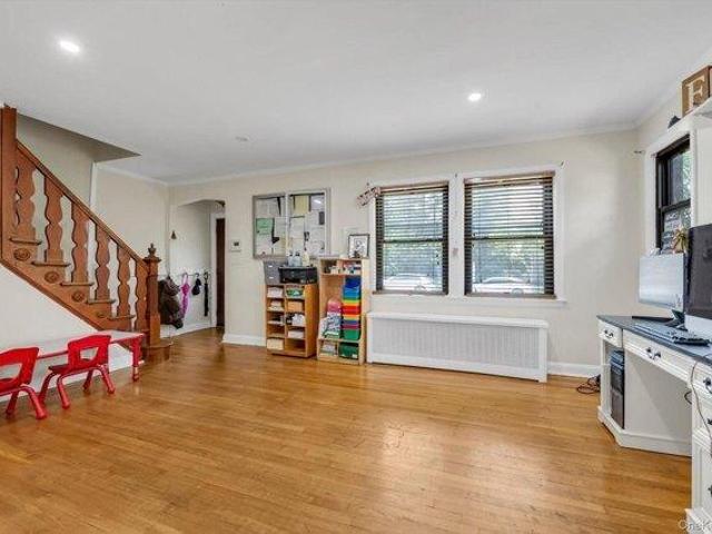 house with 4 bedroom, Cambria Heights NY ES104904396