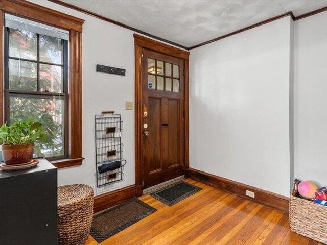 house with 4 bedroom, Cambridge MA ES104542300
