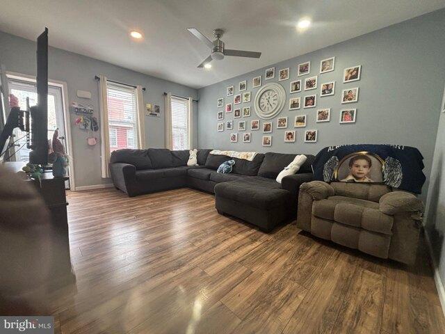 house with 4 bedroom, Camden NJ DS101801092