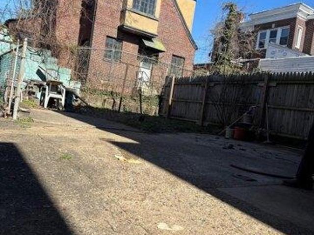 house with 4 bedroom, Camden NJ ES105207304