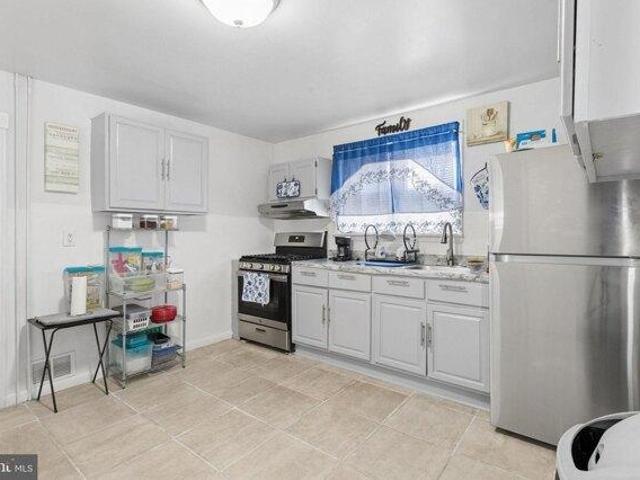 house with 4 bedroom, Camden NJ ES105278619