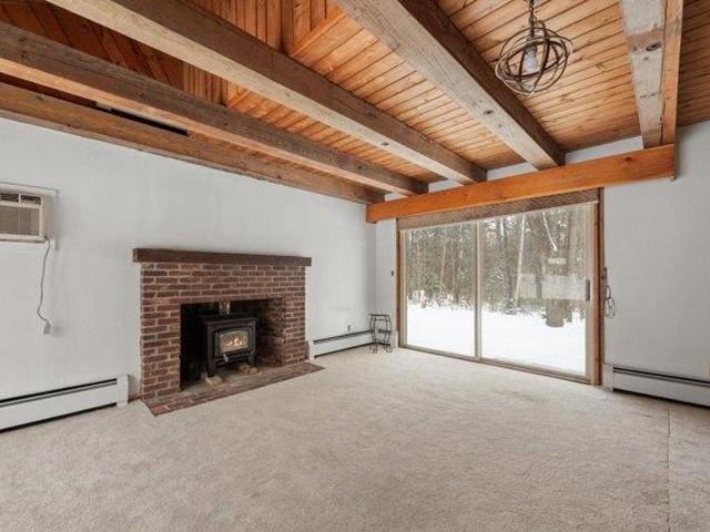 house with 4 bedroom, Campton NH ES105108164