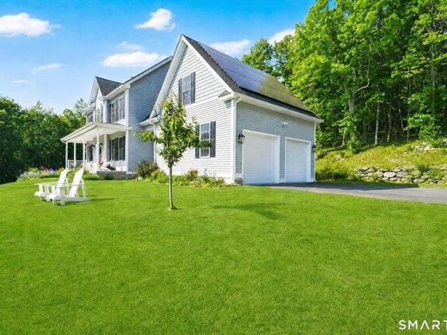 house with 4 bedroom, Canton CT DS103886730