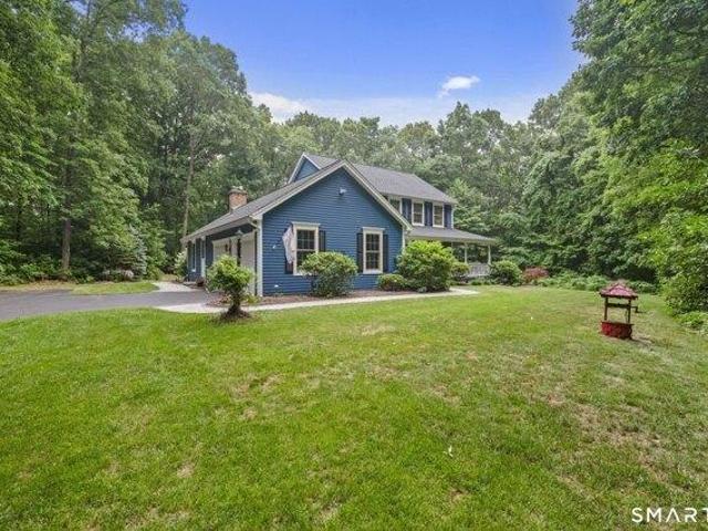 house with 4 bedroom, Canton CT ES104566834