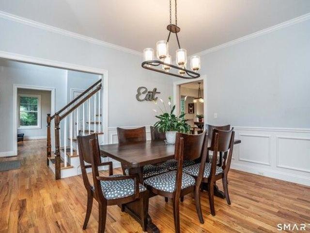 house with 4 bedroom, Canton CT ES104849033