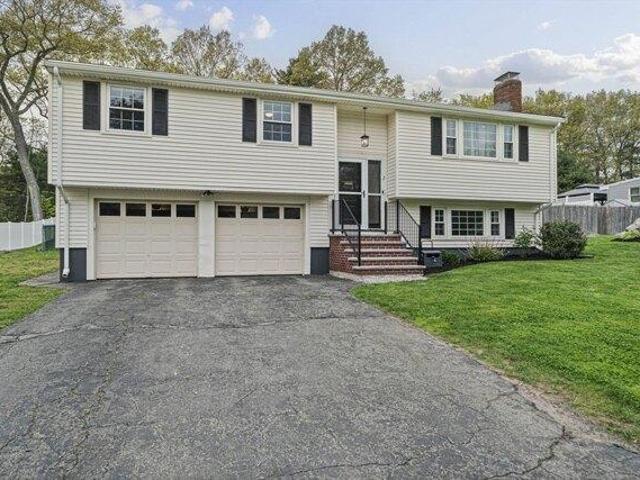 house with 4 bedroom, Canton MA DLS102444614