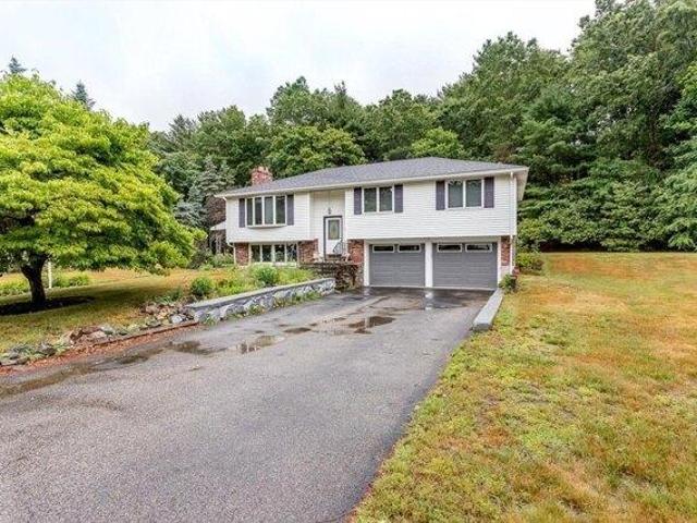 house with 4 bedroom, Canton MA DS103930399