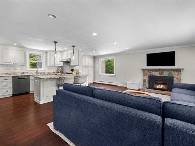 house with 4 bedroom, Canton MA ES104848625