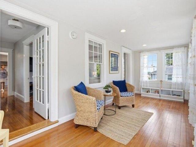 house with 4 bedroom, Canton MA ES104851608