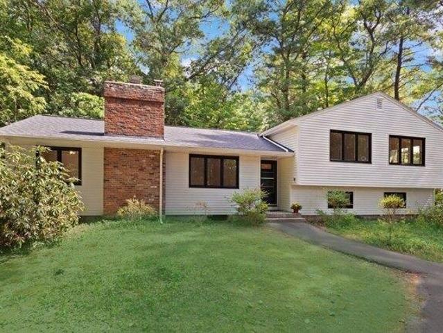 house with 4 bedroom, Canton MA ES105341001