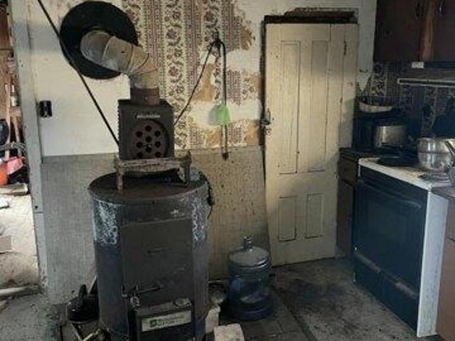 house with 4 bedroom, Canton ME ES105094128