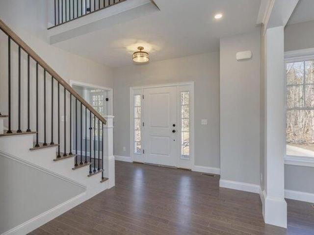 house with 4 bedroom, Candia NH ES102823442