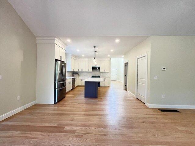 house with 4 bedroom, Candia NH ES105173645