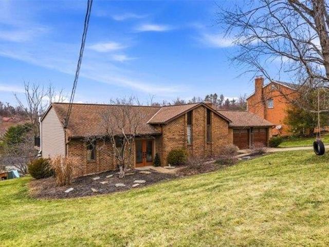 house with 4 bedroom, Canonsburg PA DS103626894