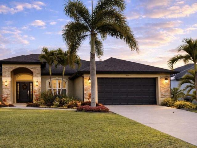 house with 4 bedroom, Cape Coral FL DLS100973359