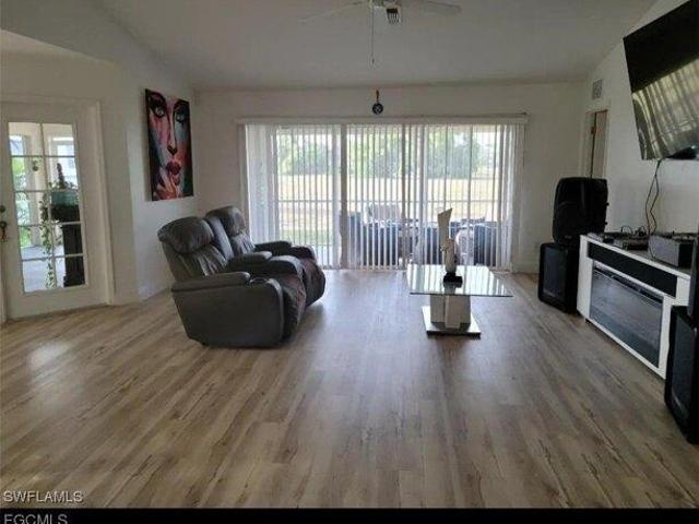 house with 4 bedroom, Cape Coral FL ES104900671