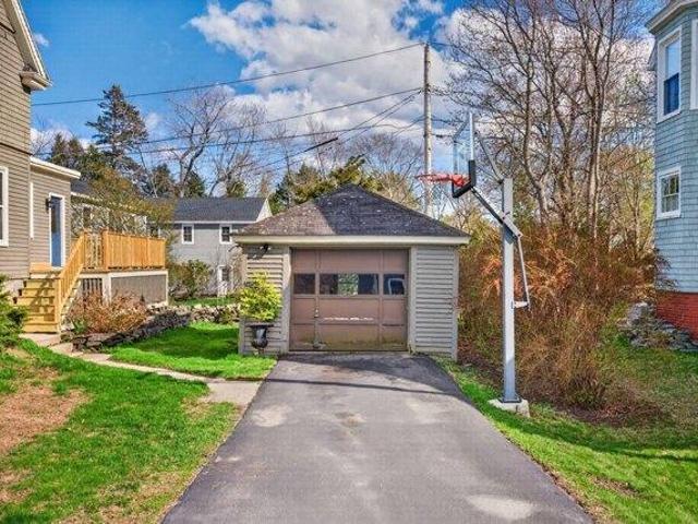 house with 4 bedroom, Cape Elizabeth ME ES104608419
