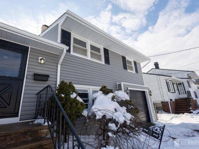 house with 4 bedroom, Carteret NJ DS102216183