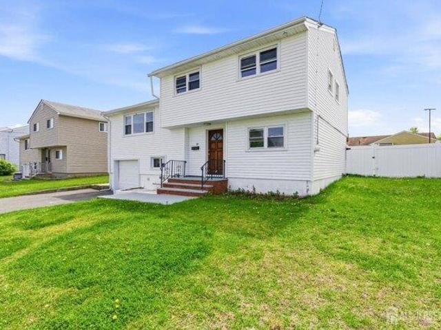house with 4 bedroom, Carteret NJ DS102475401