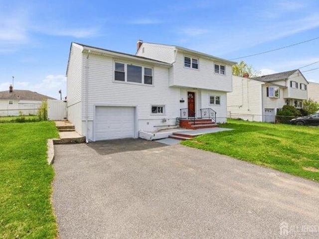 house with 4 bedroom, Carteret NJ ES104329171