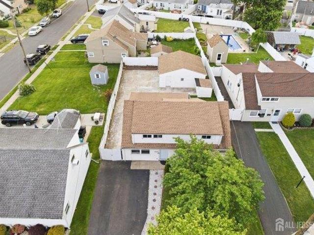 house with 4 bedroom, Carteret NJ ES104604989