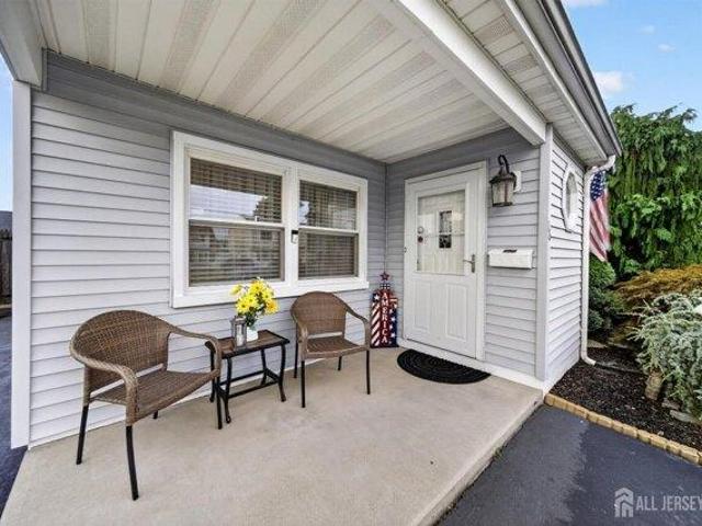 house with 4 bedroom, Carteret NJ ES105127341