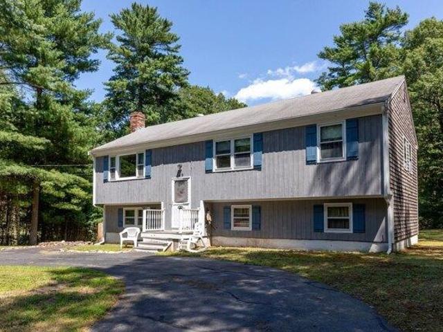 house with 4 bedroom, Carver MA ES105561631