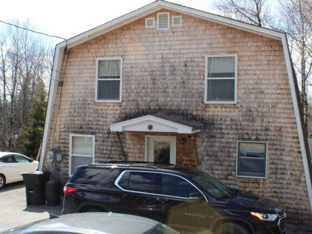house with 4 bedroom, Caribou ME ES104010100