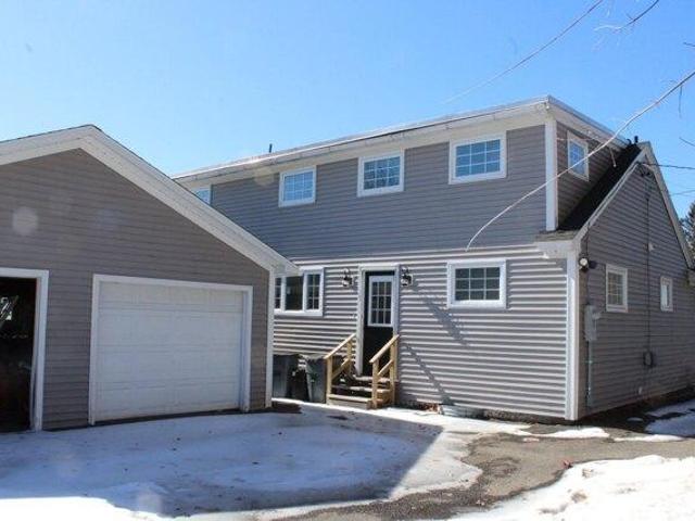 house with 4 bedroom, Caribou ME ES103888590